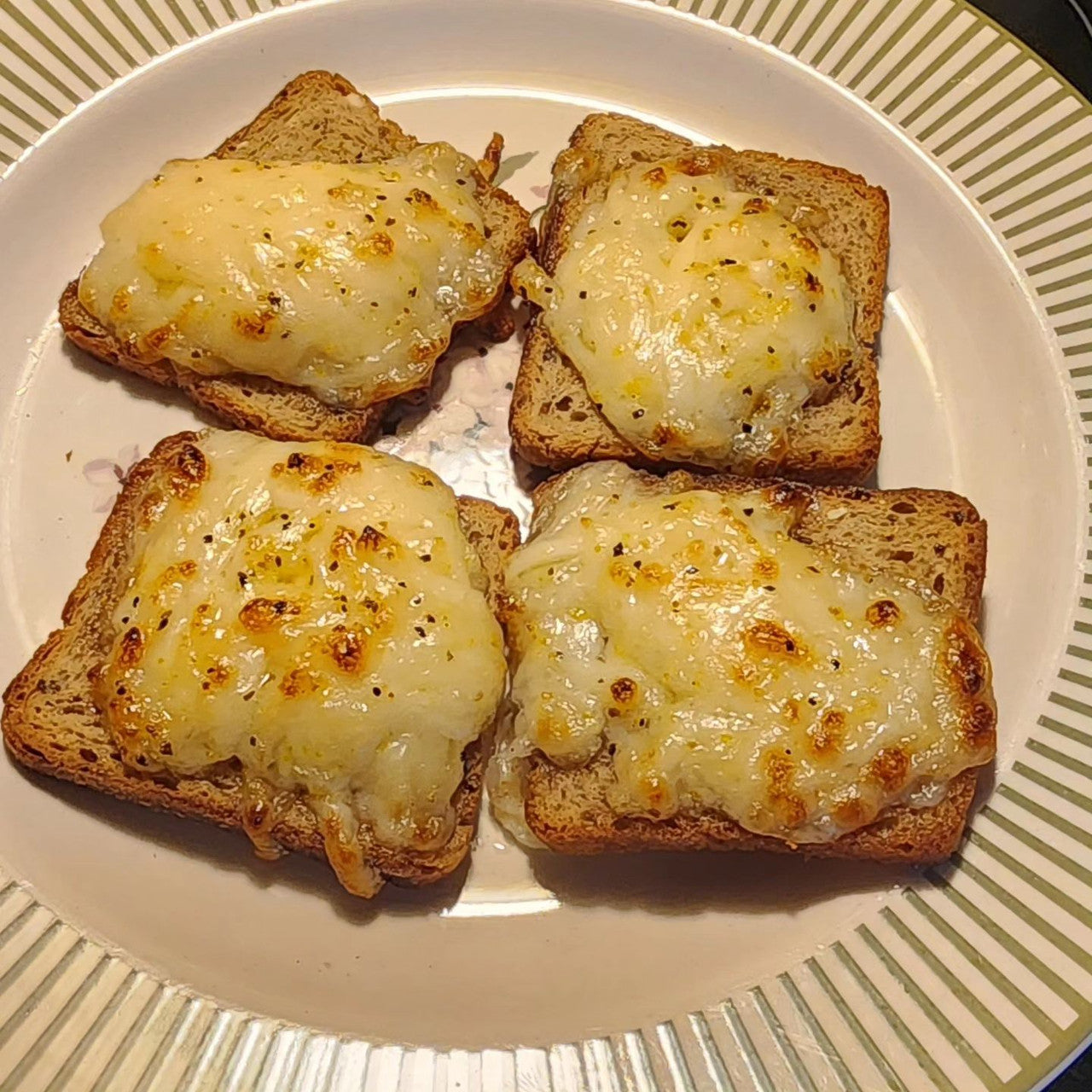 Premium Cocktail Rye Bread – Fresh, Pre-Sliced